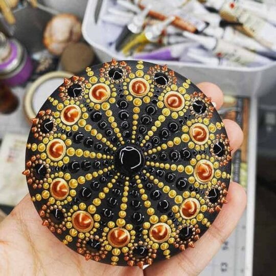 Create Stunning Dot Mandala Designs on Trendy Art Ideas