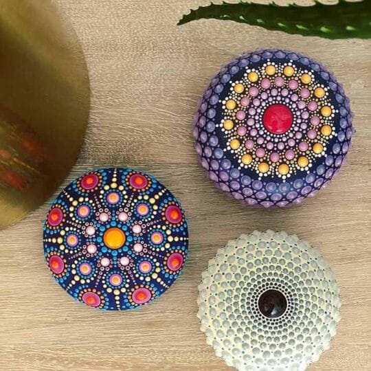 Create Stunning Dot Mandala Designs on Trendy Art Ideas